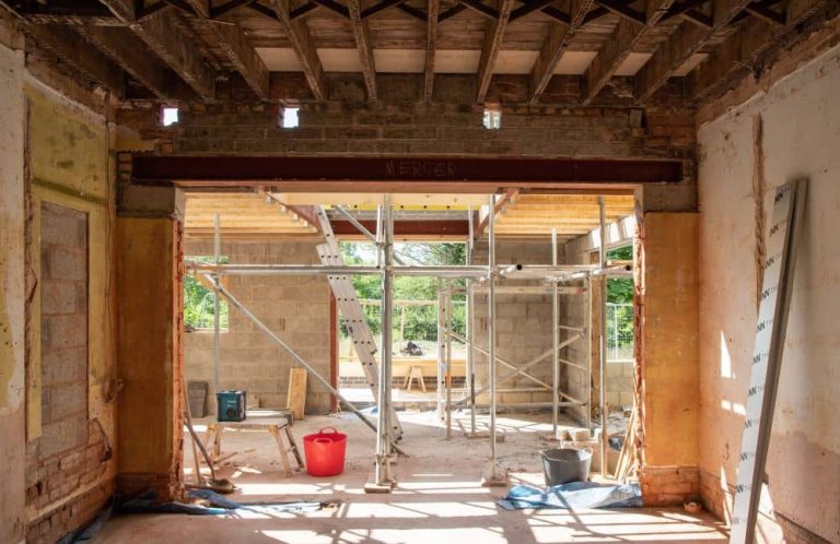 Home Extensions and Renovations - [Guide & Considerations]